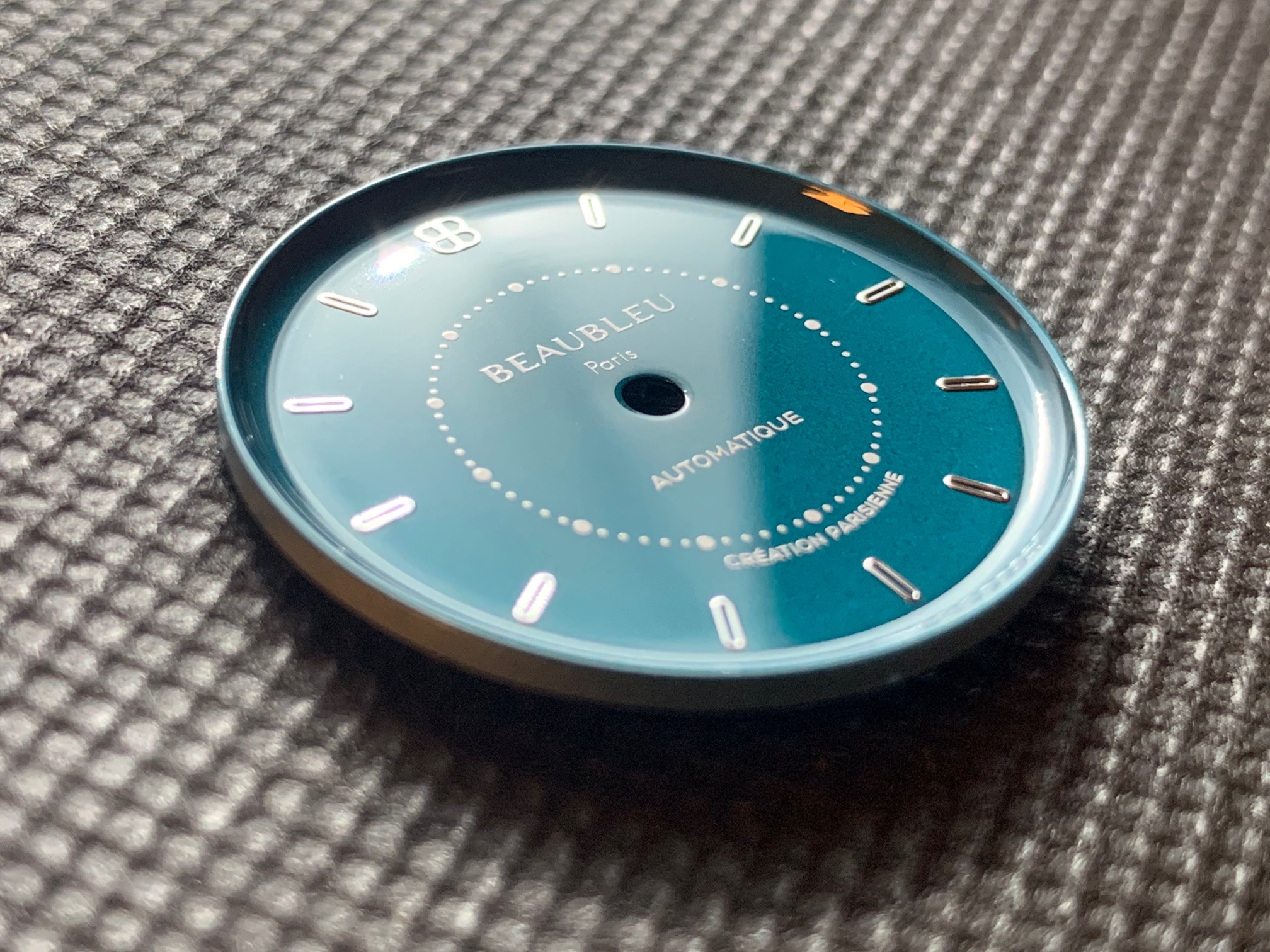 Fournisseur de cadrans de montre | Sollier Lemarchand | Watchmaking